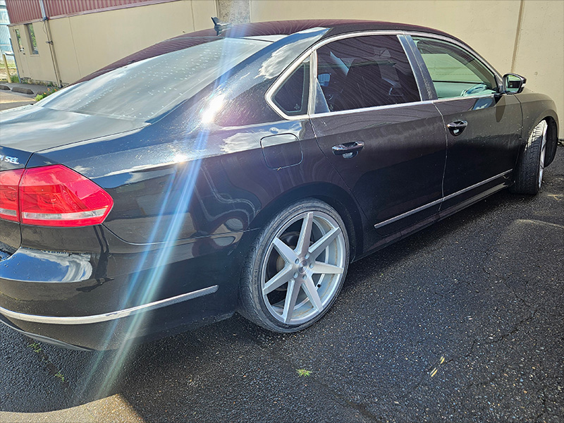 2014 Volkswagen Passat - 20x8.5 Ravetti Wheels 225/35ZR20 Advanta Tires