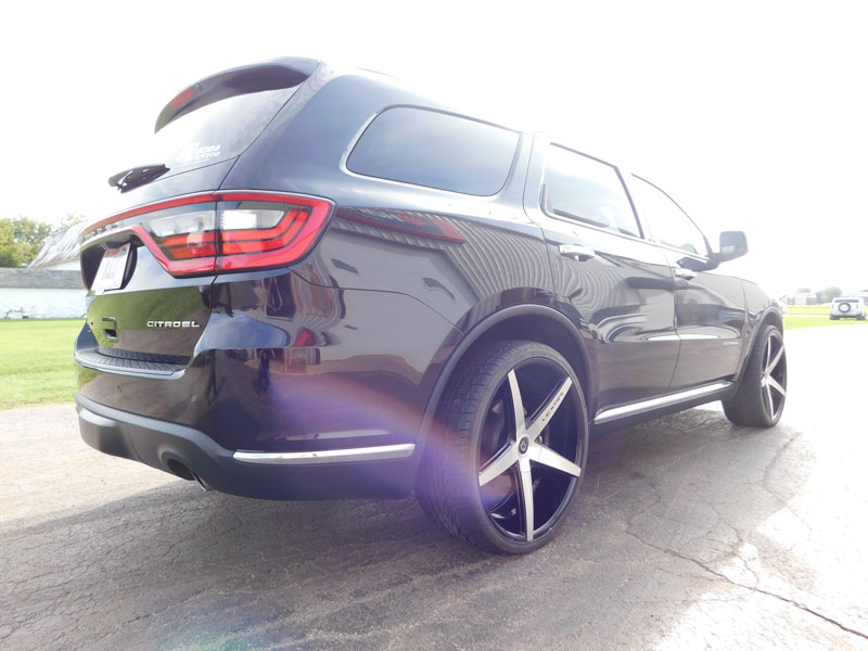 2015 Dodge Durango - 24x10 Lexani Wheels 275/30R24 Kumho Tires