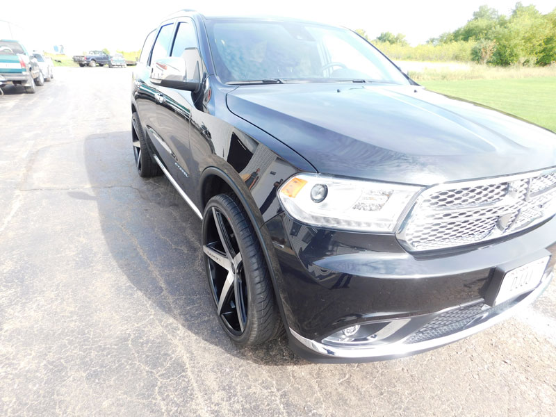 2015 Dodge Durango - 24x10 Lexani Wheels 275/30R24 Kumho Tires