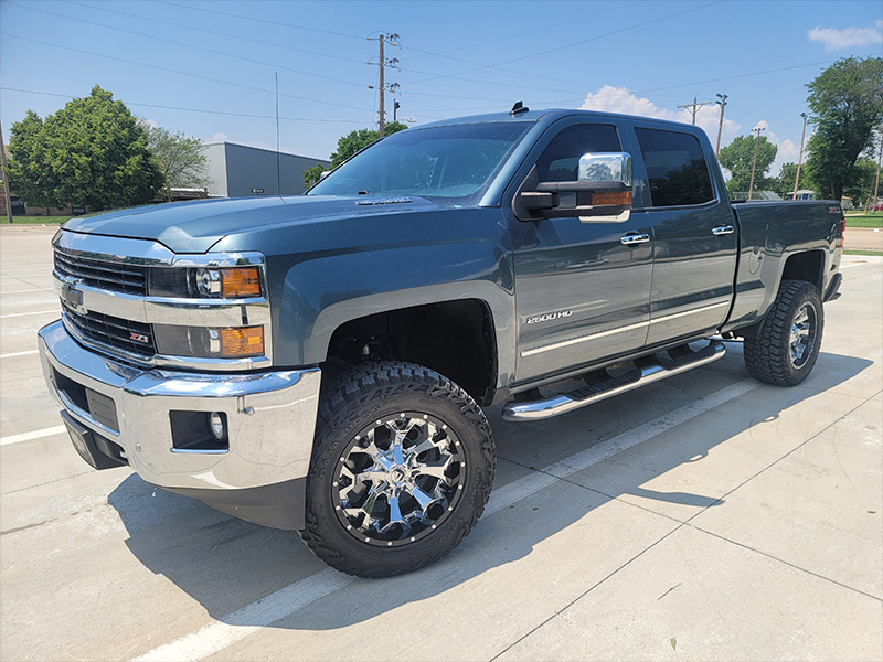 2015 Chevrolet Silverado 2500 HD - 20x10 Fuel Offroad Wheels LT305 ...
