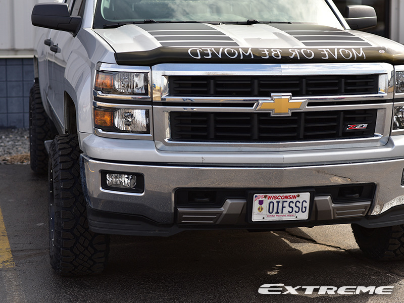 2015 Chevrolet Silverado 1500 - 18x10 Moto Metal Wheels 295/65R18 ...