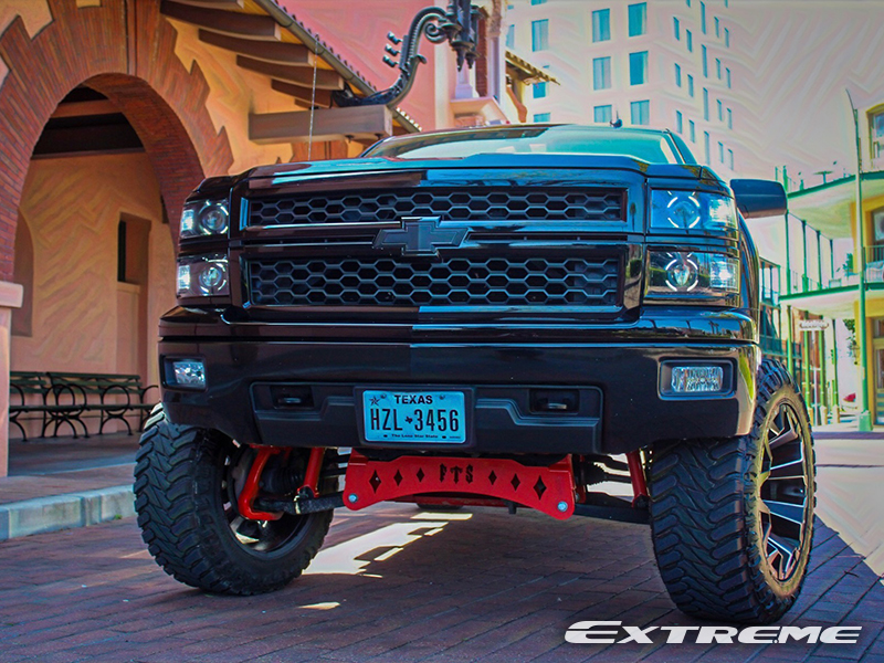 2015 Chevrolet Silverado 1500 - 22x12 Fuel Offroad Wheels 33x12.5R20 ...