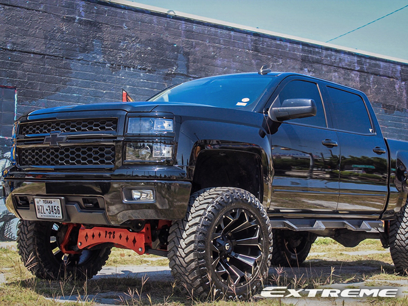 2015 Chevrolet Silverado 1500 - 22x12 Fuel Offroad Wheels 33x12.5R20 ...