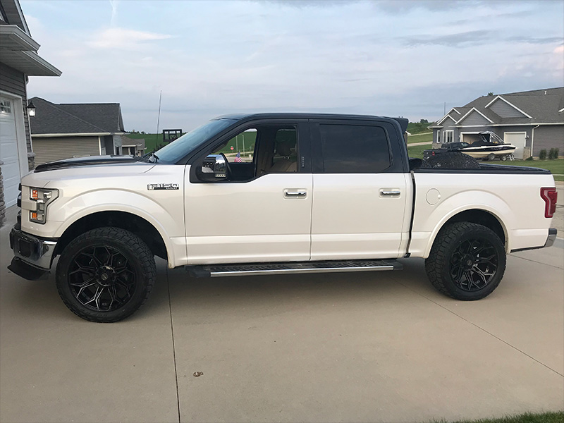 2015 Ford F-150 - 22x10 4Play Wheels 315/45R22 Nitto Tires