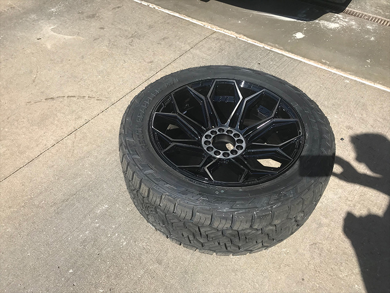 2015 Ford F-150 - 22x10 4Play Wheels 315/45R22 Nitto Tires