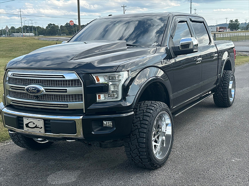 2015 Ford F-150 - 22x12 Hardrock Wheels LT33x12.50R22 Haida Tires