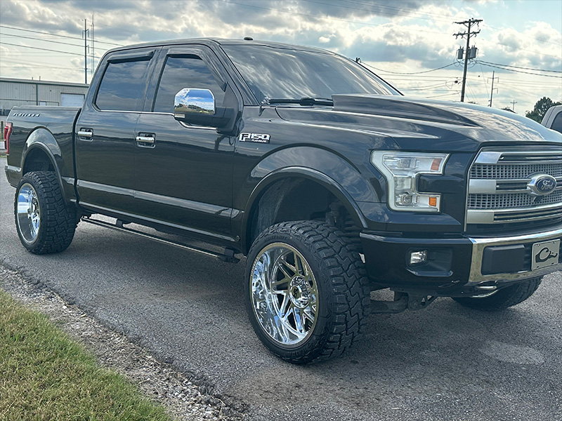 2015 Ford F-150 - 22x12 Hardrock Wheels LT33x12.50R22 Haida Tires