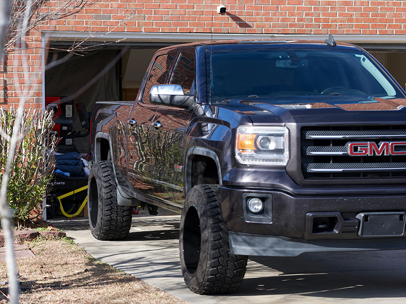 2015 GMC Sierra 1500 - 20x12 TIS Offroad Wheels 33x12.5R20 Delium Tires