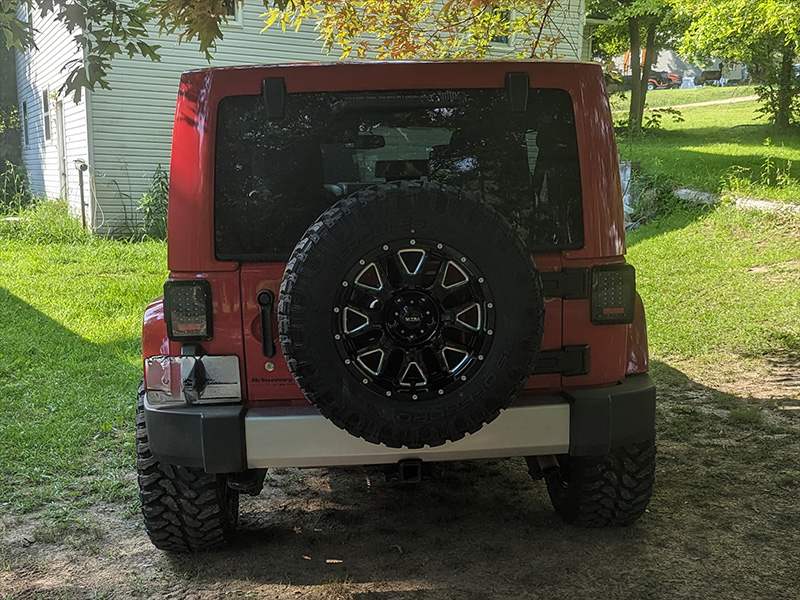 2015 Jeep Wrangler - 18x9 Ultra Wheels 33x12.50R18 TIS Offroad Tires