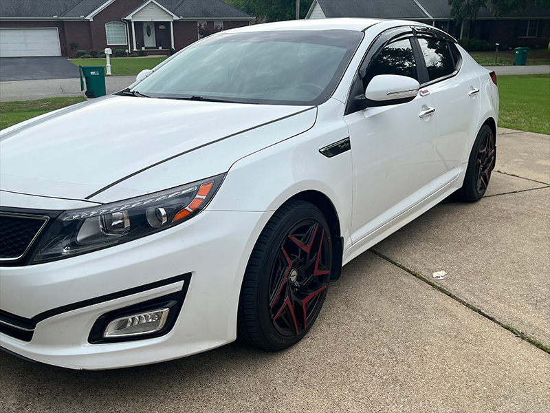 2015 Kia Optima - 18x8.5 Shift Wheels 225/45ZR18 Advanta Tires