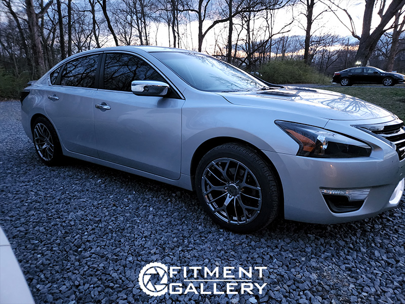 2015 Nissan Altima - 18x8.5 XXR Wheels 235/45ZR18 Ironman Tires