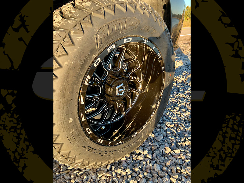 2015 Ram 1500 - 20x12 TIS Offroad Wheels 35x12.50R20 AMP Tires