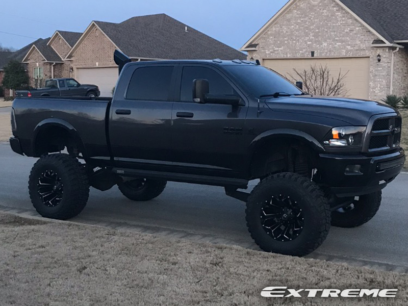 2016 Ram 2500 - 20x12 Fuel Offroad Wheels