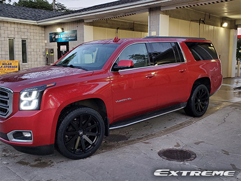 2016 GMC Yukon XL - 22x9.5 Black Rhino Wheels 255/30R22 Lexani Tires