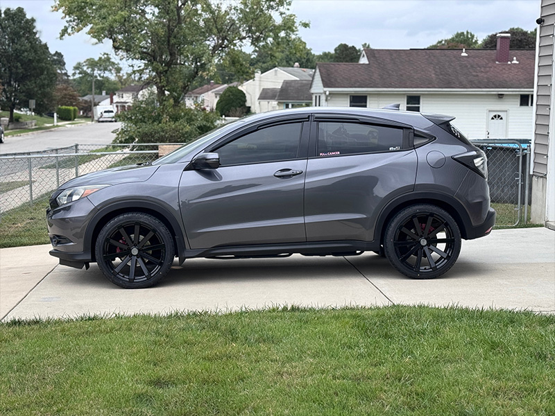 2016 Honda HR-V - 20x8.5 Velocity Wheel Wheels 235/40R20 Atturo Tires