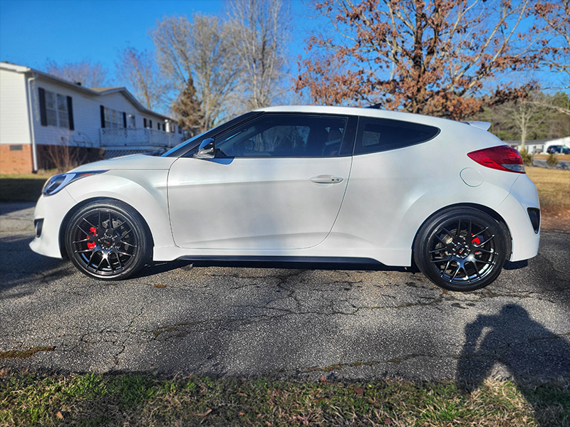 2016 Hyundai Veloster - 18x7.5 XXR Wheels 225/40R18 Nitto Tires