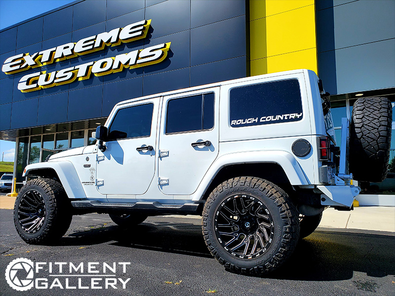 2016 Jeep Wrangler - 20x12 TIS Wheels 35x12.50R20 Nitto Tires