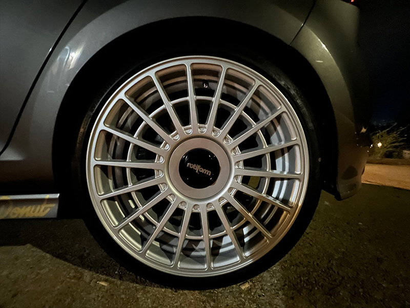 2016 Volkswagen Golf R - 19x8.5 Rotiform Wheels 235/35R19 Continental Tires