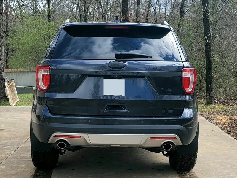 2017 Ford Explorer - 18x9 Vision Offroad Wheels 265/60R18 Falken Tires