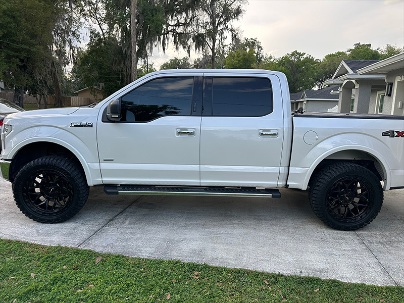 2017 Ford F-150 - 22x10 Vortek Offroad Wheels LT285/50R22 Radar Tires