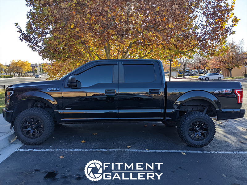 2017 Ford F 150 18x9 Helo Wheels 33x12 50R18 Yokohama Tires 2017-ford-f-150-18x9-helo-wheels-33x12-50r18-yokohama-tires