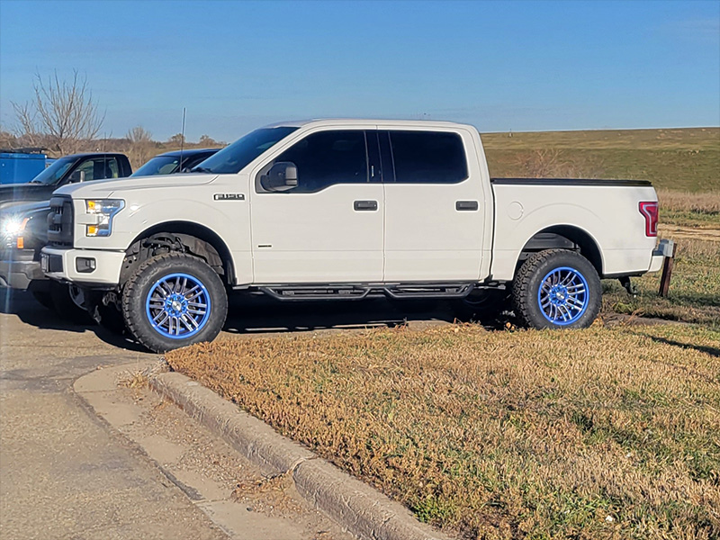 2017 Ford F-150 - 20x10 XF Offroad Wheels LT35x12.50R20 AMP Tires