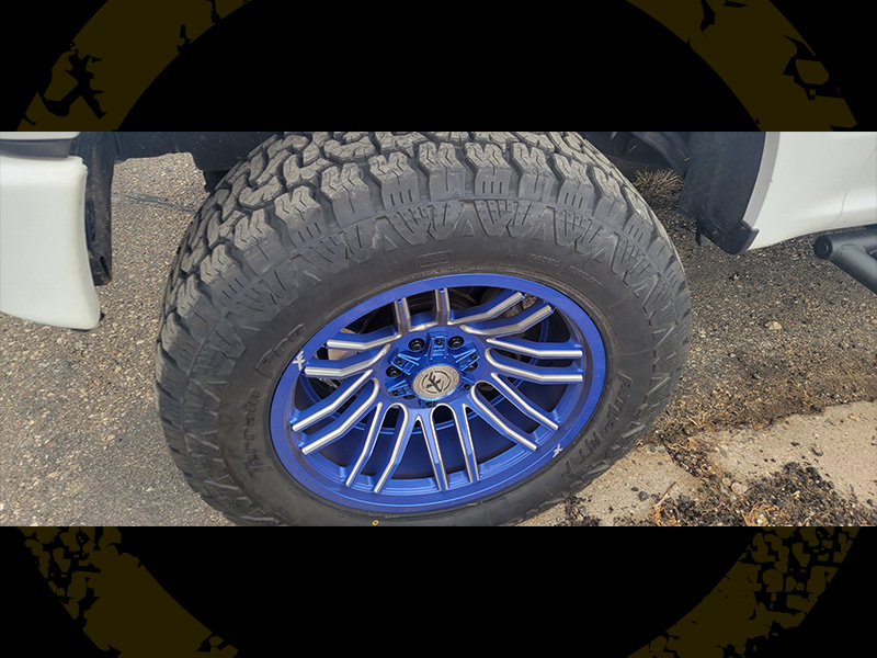 2017 Ford F-150 - 20x10 XF Offroad Wheels LT35x12.50R20 AMP Tires
