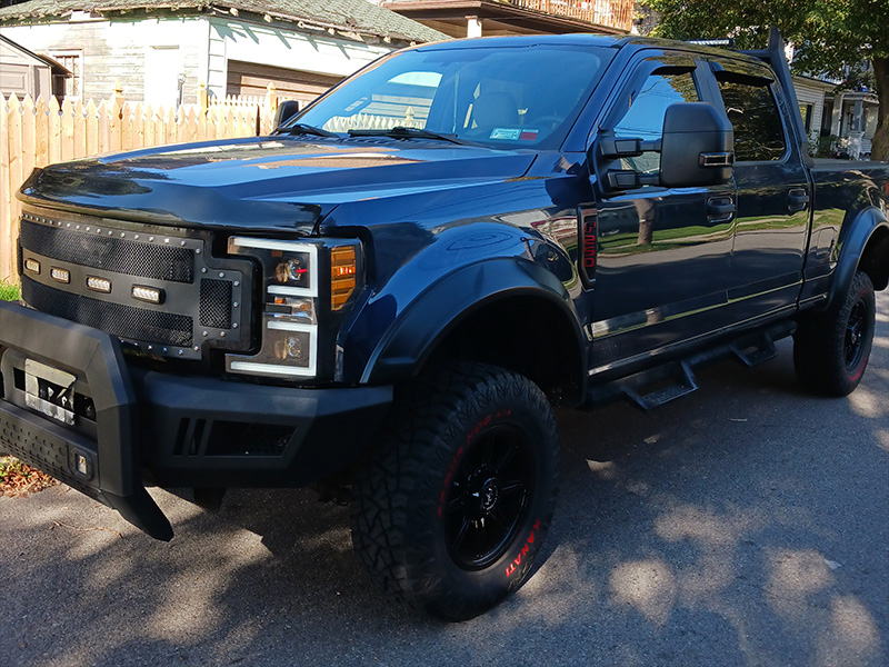 2017 Ford F-250 Super Duty - 18x9 Motiv Offroad Wheels 18 Kanati Tires