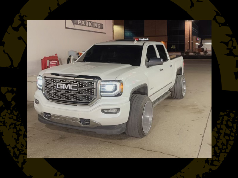 2017 GMC Sierra 1500 - 22x14 TIS Offroad Wheels 325/35R22 Michelin Tires