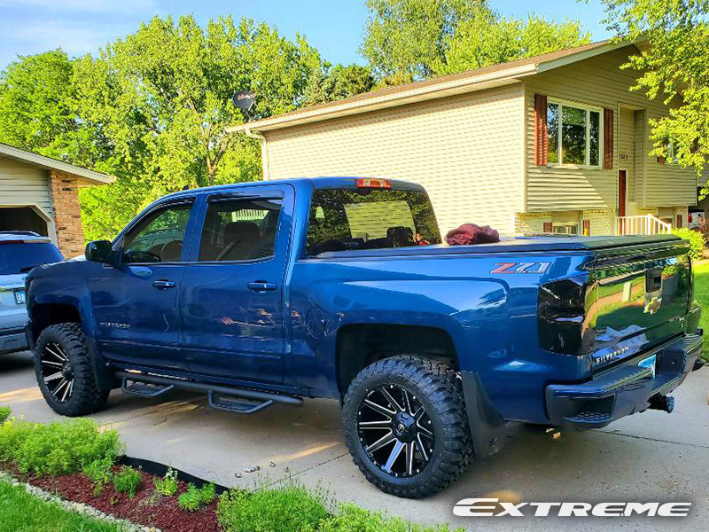 2018 Chevrolet Silverado 1500 - 20x10 Fuel Offroad Wheels 33x12.50R20 ...