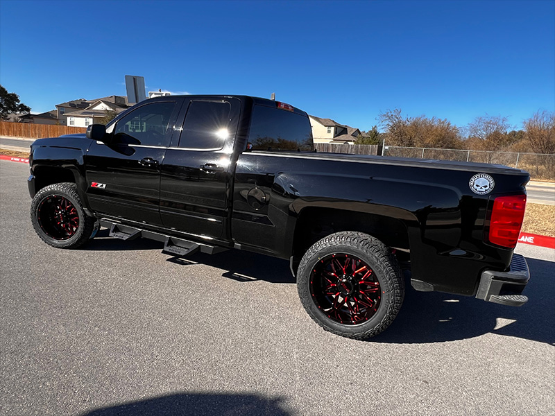 2018 Chevrolet Silverado 1500 - 20x10 Massiv Off-Road Wheels LT33x12 ...