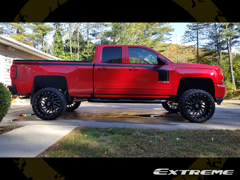 2018 Chevrolet Silverado 1500 - 22x12 TIS Wheels 33x12.50R22 AMP Tires