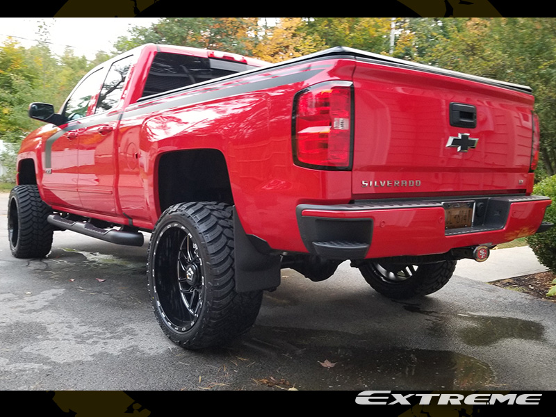 2018 Chevrolet Silverado 1500 - 22x12 TIS Wheels 33x12.50R22 AMP Tires