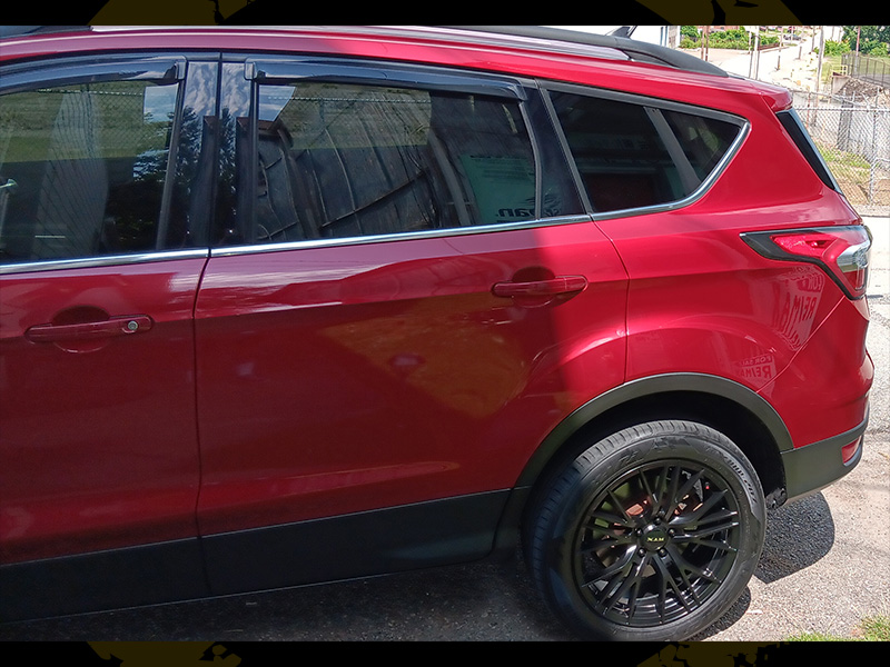 2018 Ford Escape - 18x8 RTX Wheels 235/50ZR18 Lexani Tires