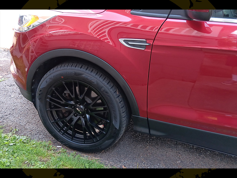 2018 Ford Escape - 18x8 RTX Wheels 235/50ZR18 Lexani Tires
