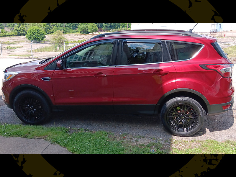 2018 Ford Escape - 18x8 RTX Wheels 235/50ZR18 Lexani Tires