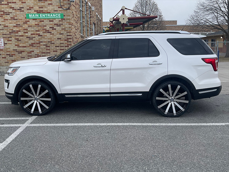 2018 Ford Explorer - 24x8.5 Velocity Wheel Wheels 255/30R24 Fullway Tires