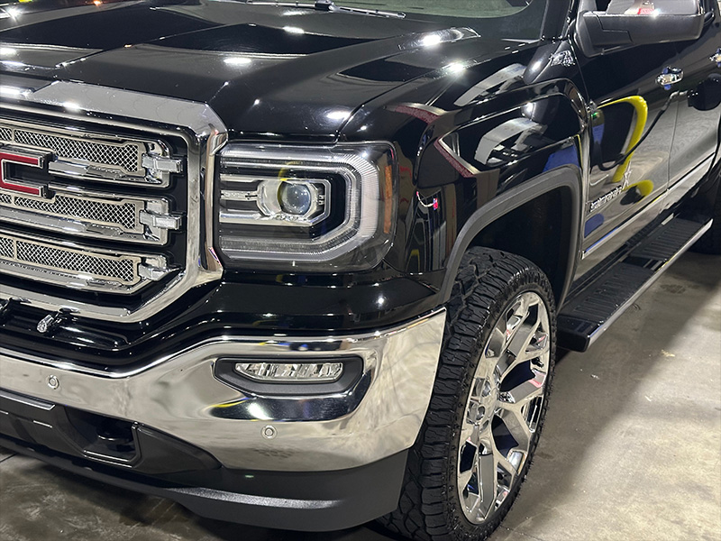 2018 GMC Sierra 1500 - 24x10 OE Performance Wheels 305/35R24 Atturo Tires