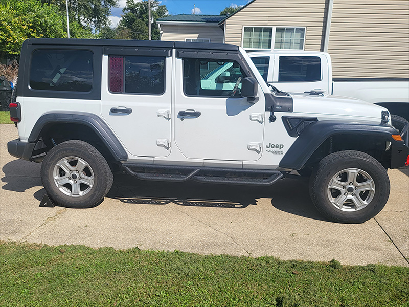 2018 Jeep Wrangler - 17x9 Fuel Offroad Wheels 35x12.50R17 Mickey ...