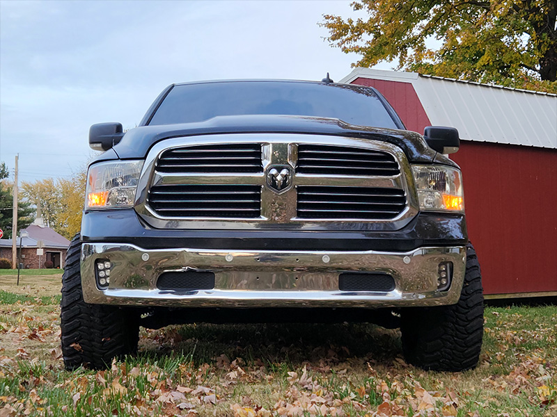 2018 Ram 1500 - 20x12 Fuel Offroad Wheels LT33x13.50R20 Atturo Tires