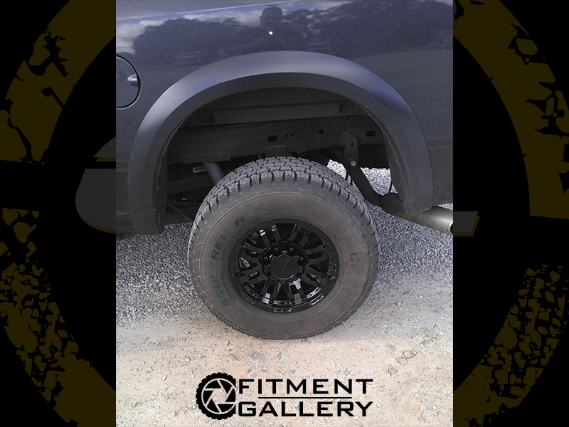 2018 Ram 2500 - 17x8.5 Vision Wheels 33x12.5R17 Cooper Tires