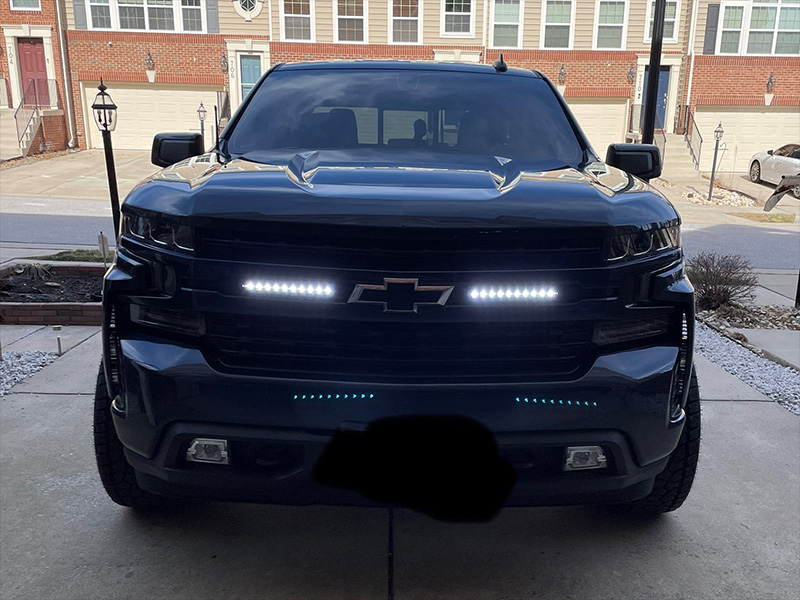 2019 Chevrolet Silverado 1500 - 22x10 Hardrock Wheels 285/45R22 Radar Tires