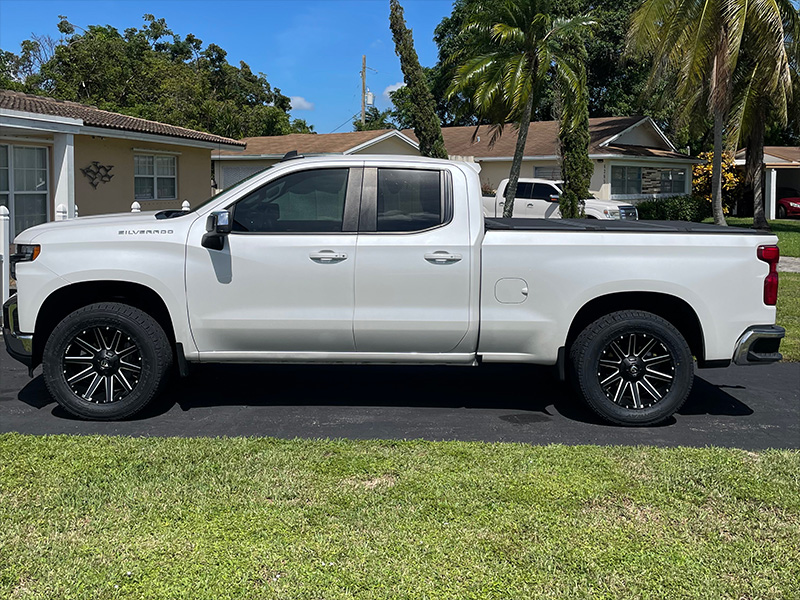 2019 Chevrolet Silverado 1500 - 20x9 Fuel Offroad Wheels LT305/55R20 ...