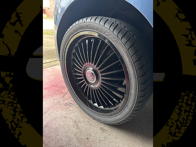 2019 Ford Expedition - 24x9 VCT Wheels 295/35R24 Lexani Tires