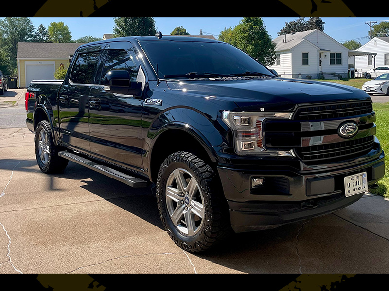 2019 Ford F-150 - 22x12 American Truxx Wheels LT33x12.50R22 Haida Tires