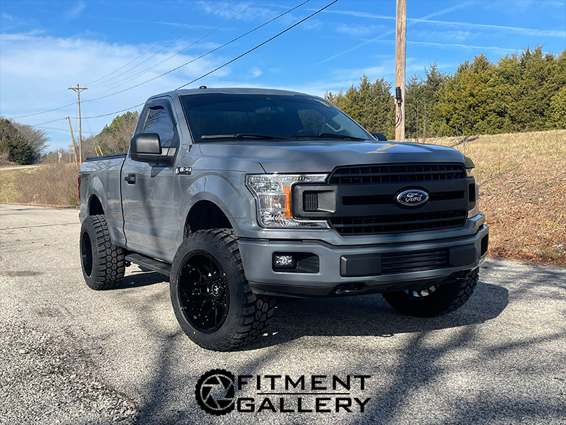 2019 Ford F-150 - 20x12 Motiv Offroad Wheels LT33x12.50R20 RBP Tires