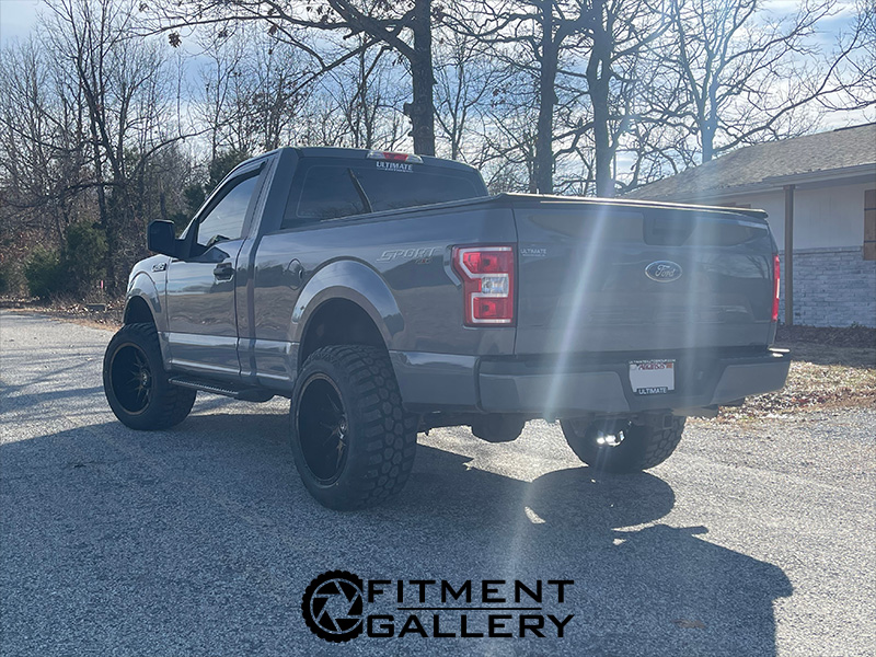 2019 Ford F-150 - 20x12 Motiv Offroad Wheels LT33x12.50R20 RBP Tires