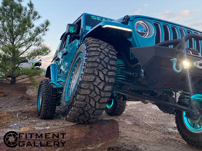 2019 Jeep Wrangler - 20x10 KMC Wheels 37x12.50R20 Cooper Tires