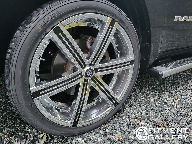 2019 Ram 1500 - 24x9.5 Blade Luxury Wheels 295/35R24 Advanta Tires