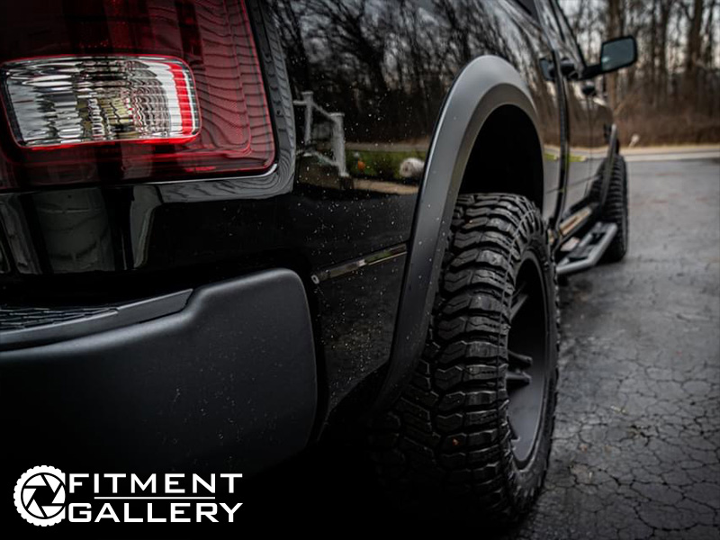 2019 Ram 1500 Classic - 20x10 Vision Wheels 33x12.5R20 Radar Tires